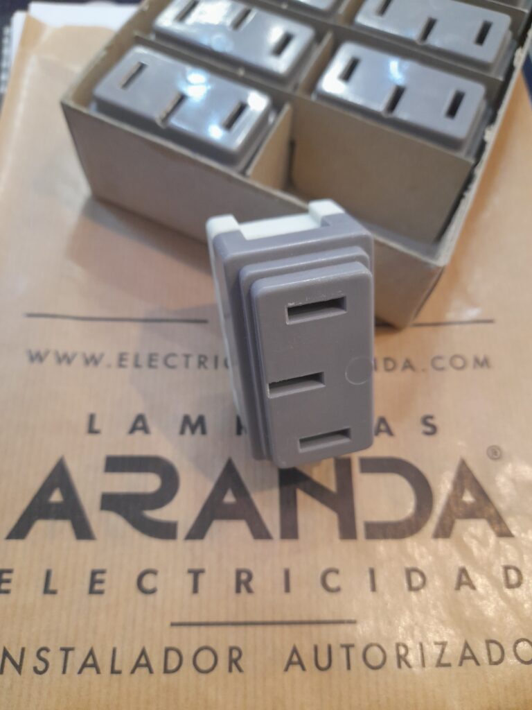 Base Eunea III Metropoli Europoli 3010 Eunea Gris